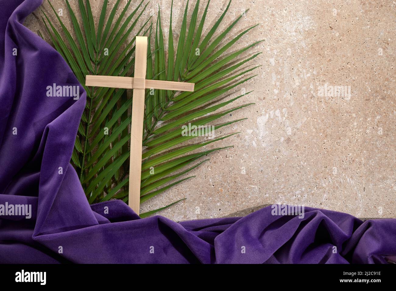 Palm cross and palm leaves. Palm sunday and easter day concept Stock ...