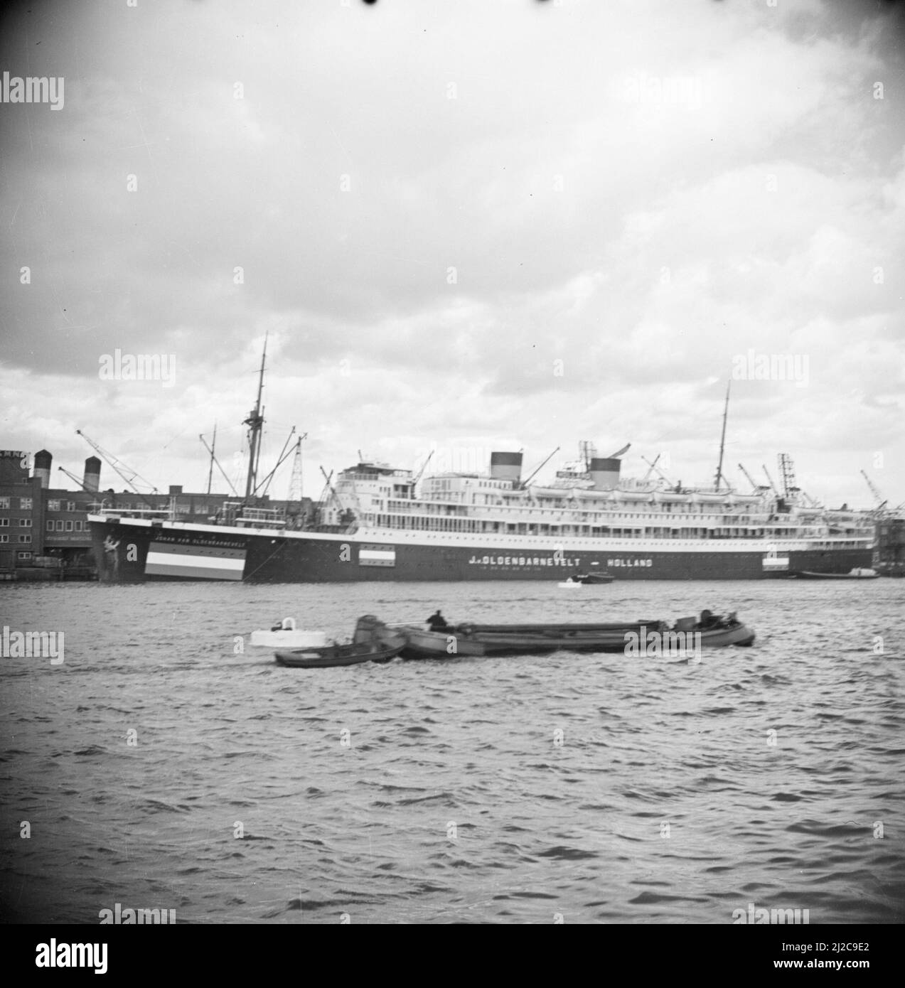 Lighter boat hi-res stock photography and images - Alamy