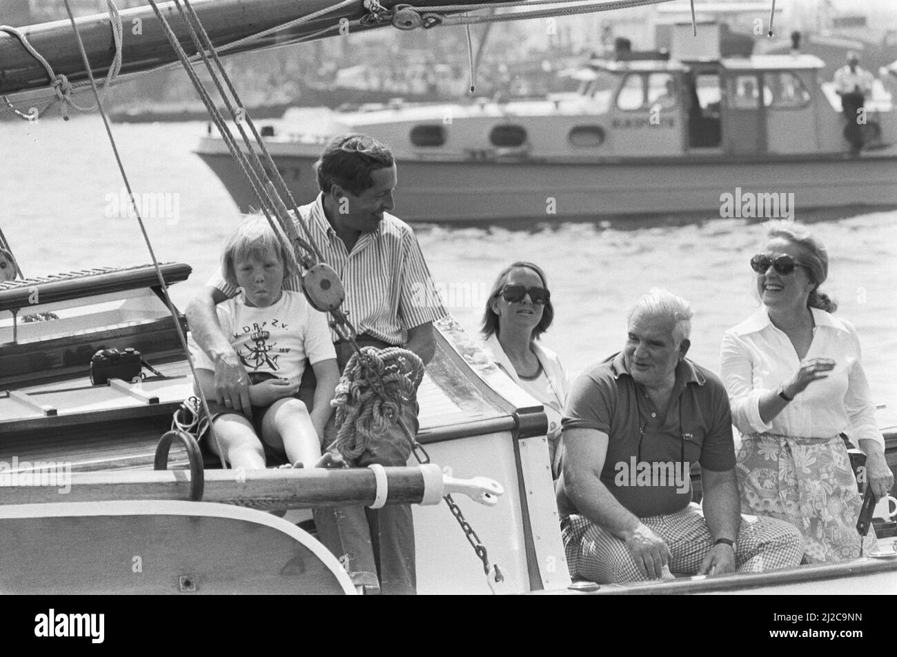 Princess Beatrix , Prince Claus and two children on Groene Draeck at ...
