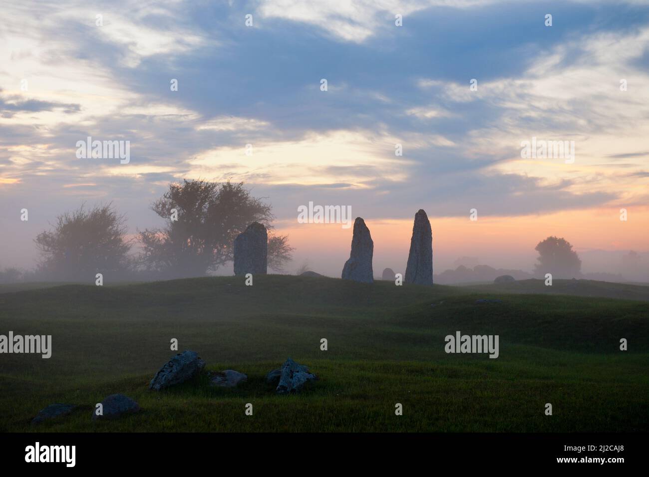 Ancient gravefield hi-res stock photography and images - Alamy