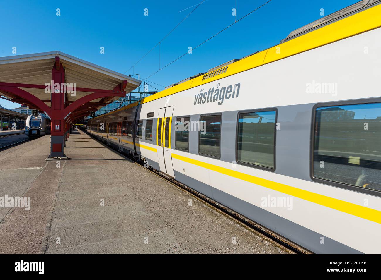 Västtågen train departing Gothenburg central station Stock Photo - Alamy