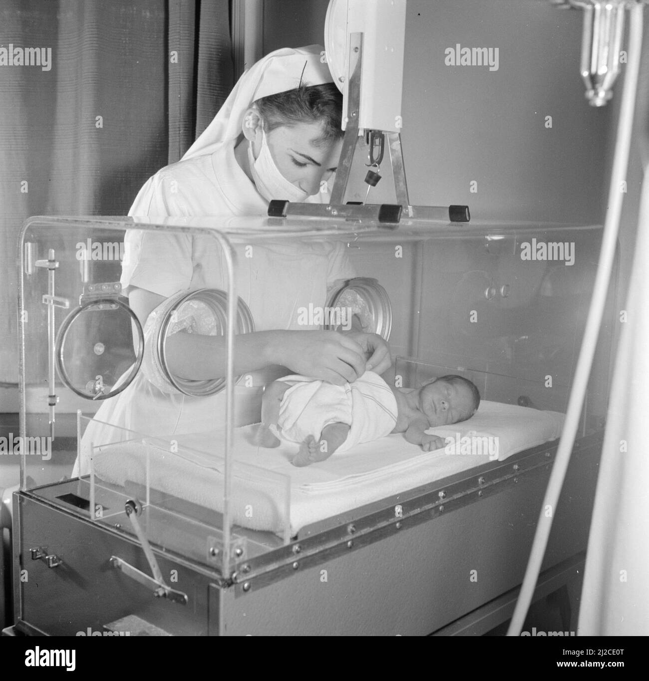 1950s baby diaper hi-res stock photography and images - Alamy