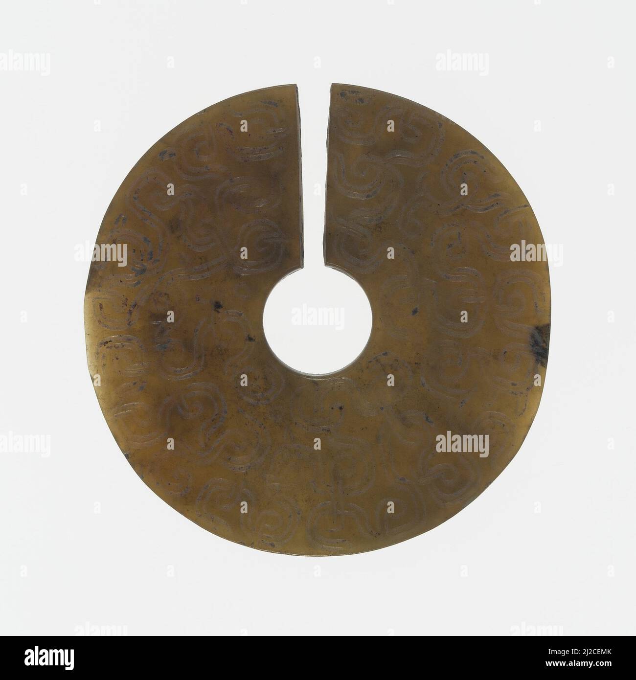 Slit Disc (jue) 700 BCE - 600 BCE Origin: China - Medium: Jade Stock ...