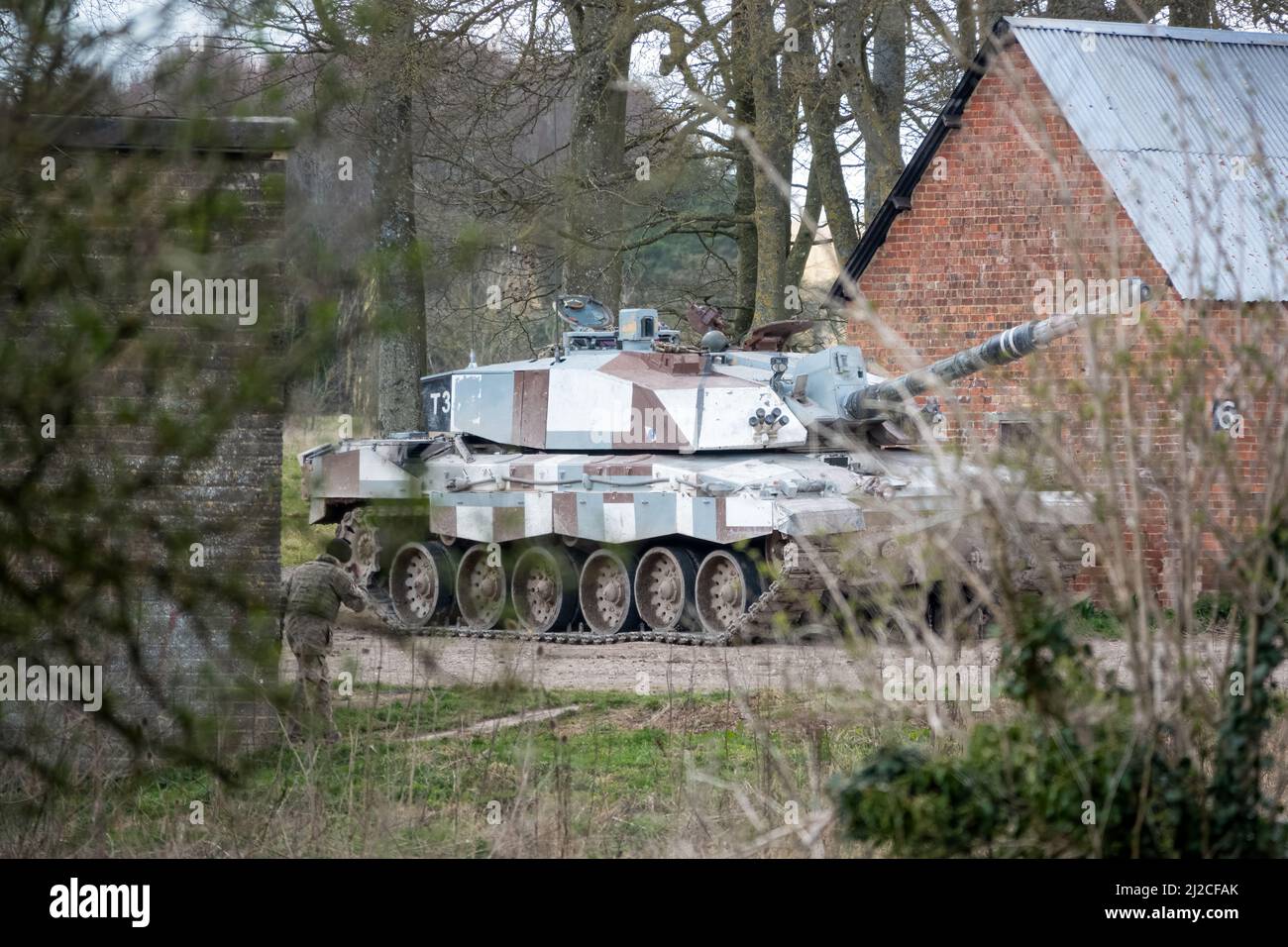 british army challenger 2 II FV4034 main battle tank stationary between ...