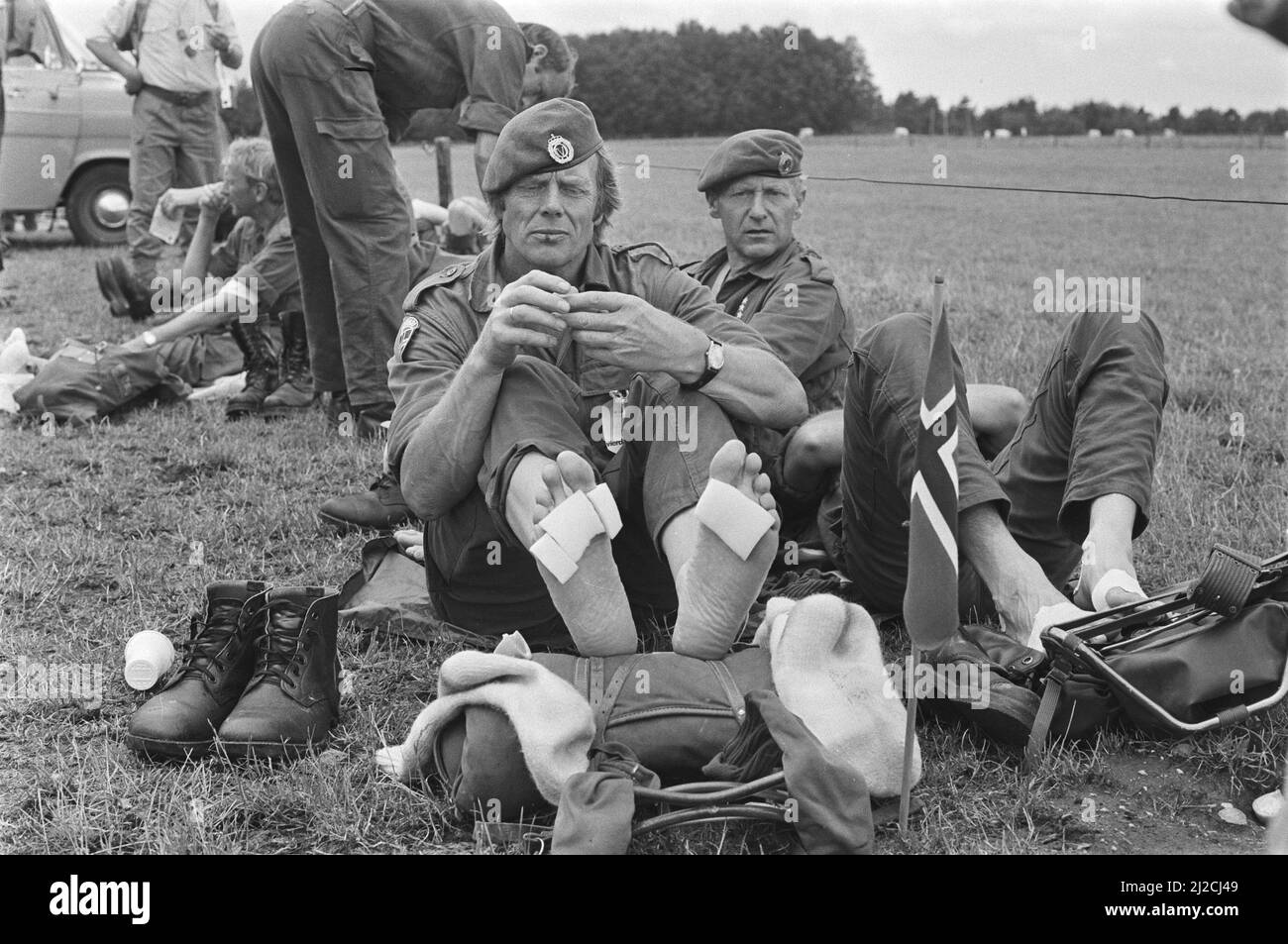 Nijmegen Four Days Marches, third day, treating blisters of military ca ...
