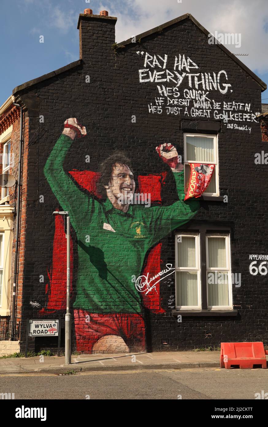 Liverpool Fc Artwork Stock Photo - Alamy