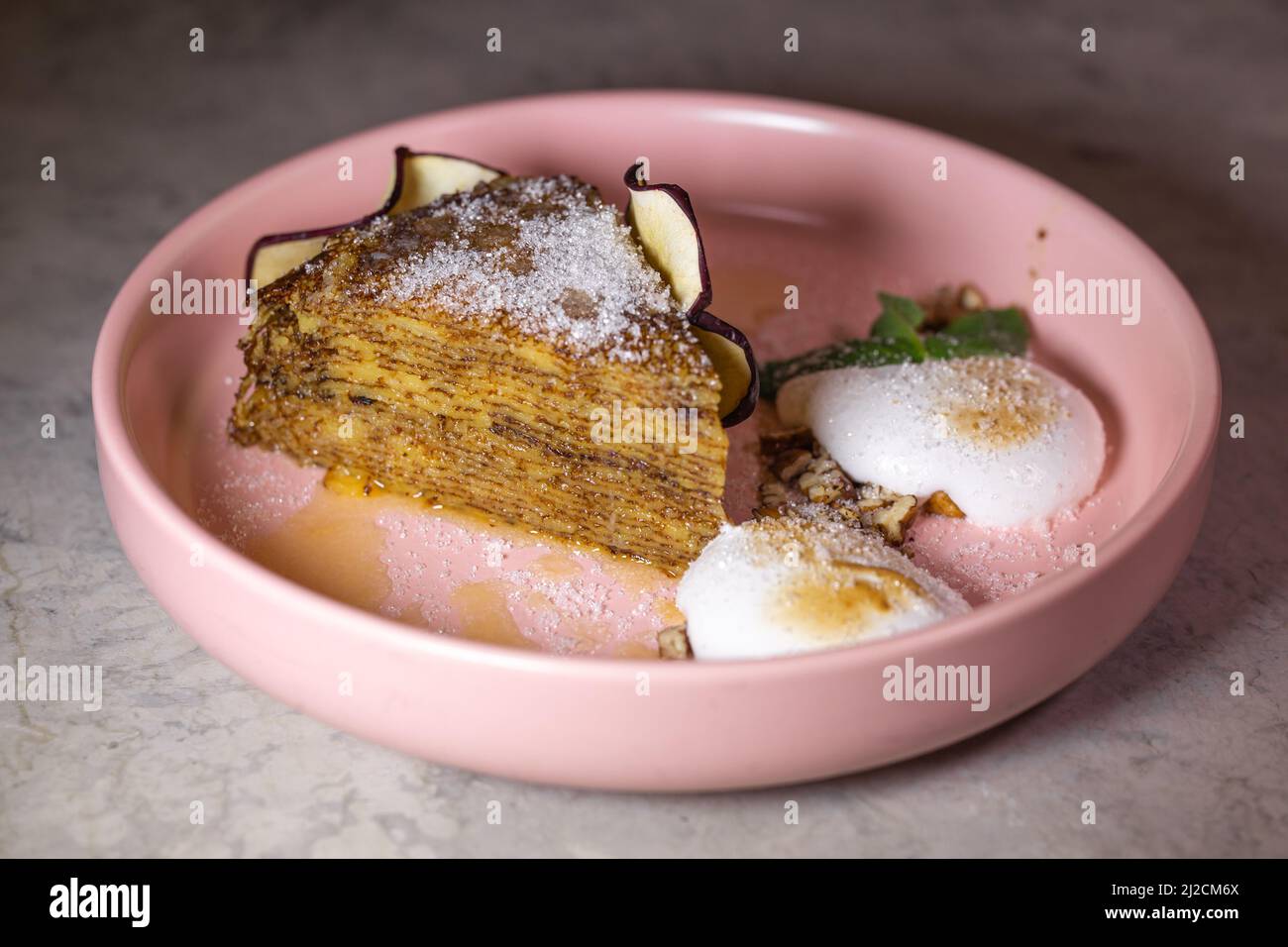 Puff honey piece cake hi-res stock photography and images - Alamy