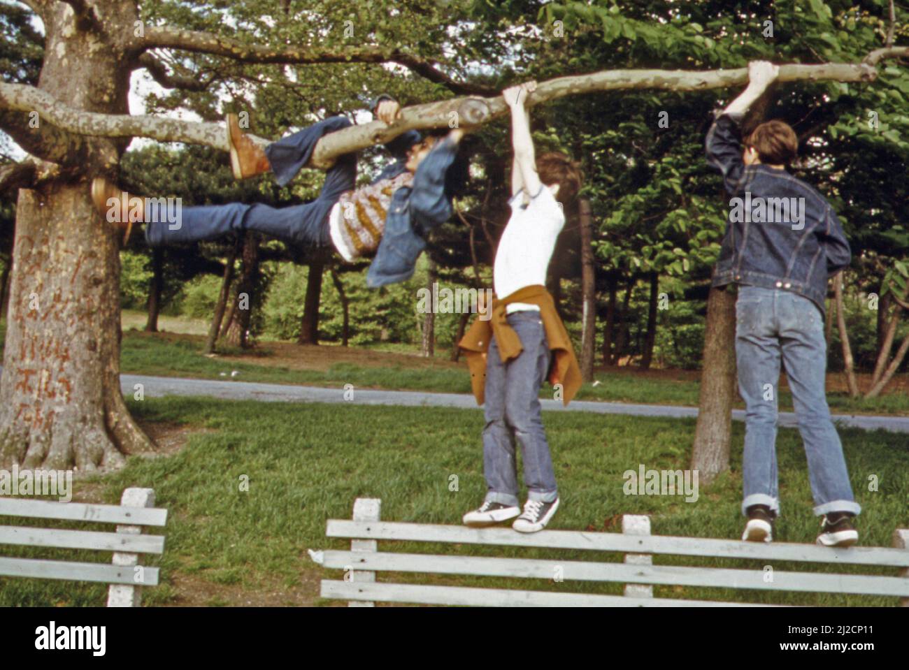 1970s children playing park hi-res stock photography and images - Alamy