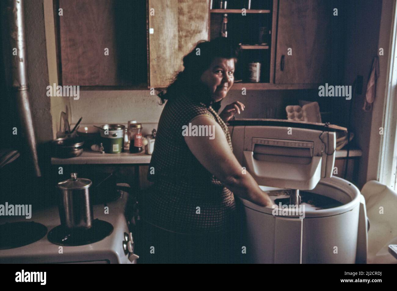 1970s washing machine hi-res stock photography and images - Alamy