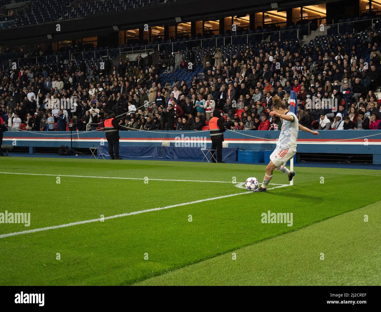Mar 30, 2022 - Paris, Paris, France - Lina Magull (16 FC Bayern Munich ...
