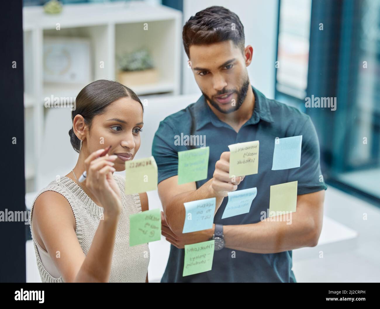 Employee brainstorm hi-res stock photography and images - Alamy