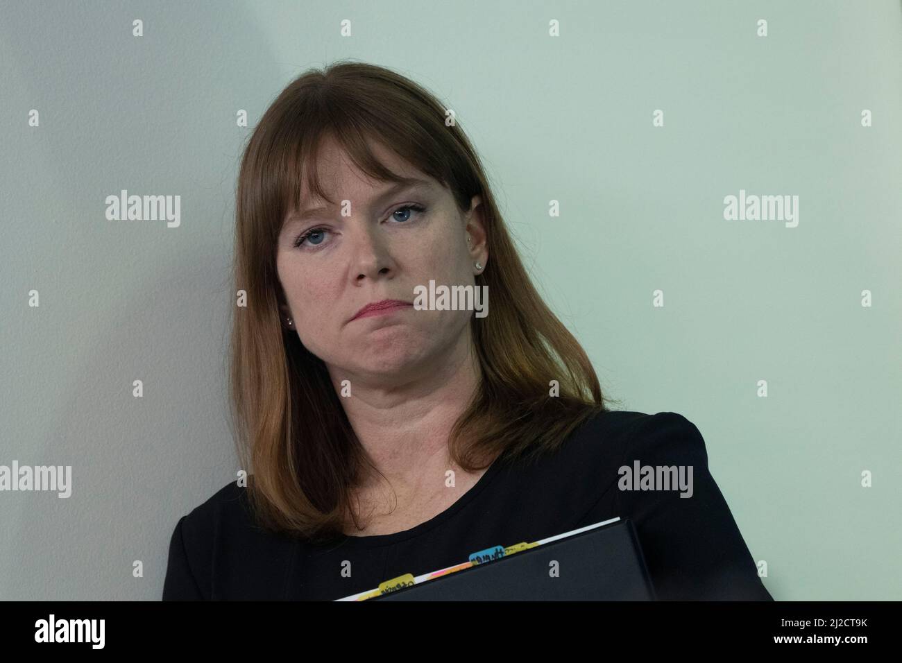 Kate bedingfield biden hi-res stock photography and images - Alamy