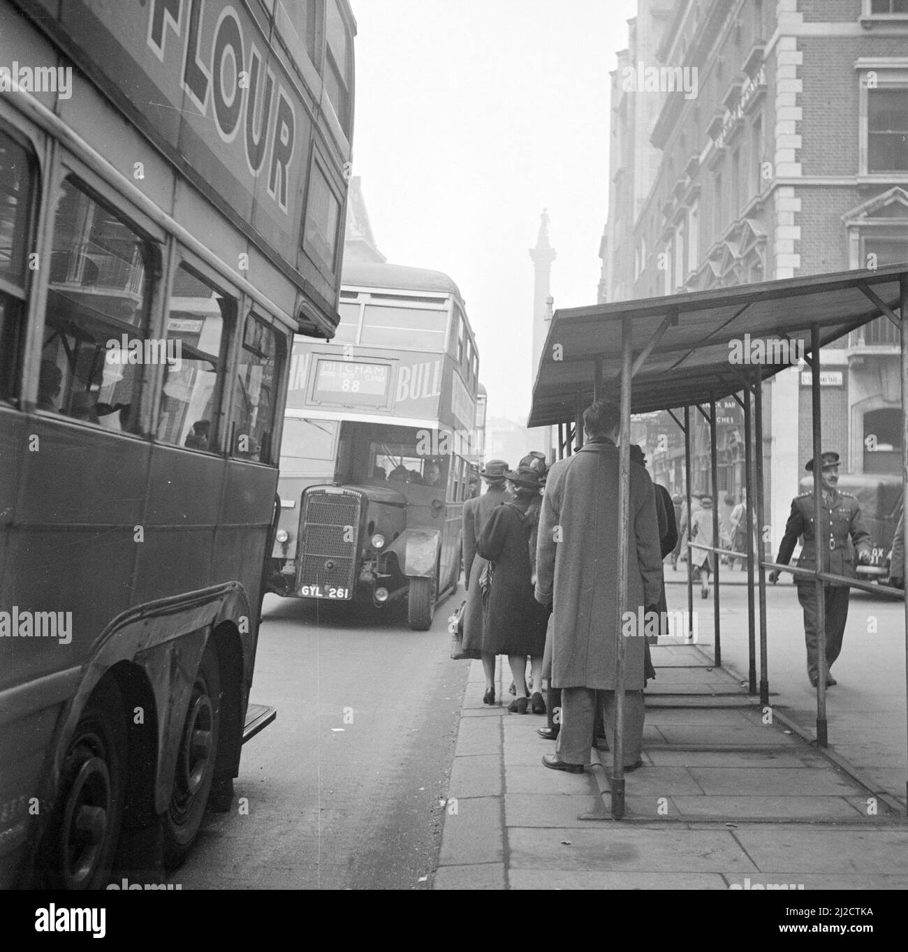 London bus stop archival hi-res stock photography and images - Alamy