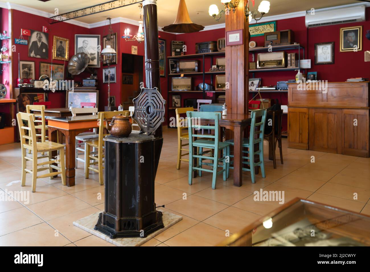 Turkish coffee house men hi-res stock photography and images - Alamy