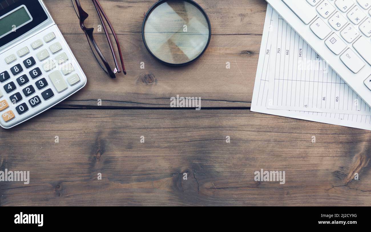 Documents on table hi-res stock photography and images - Alamy