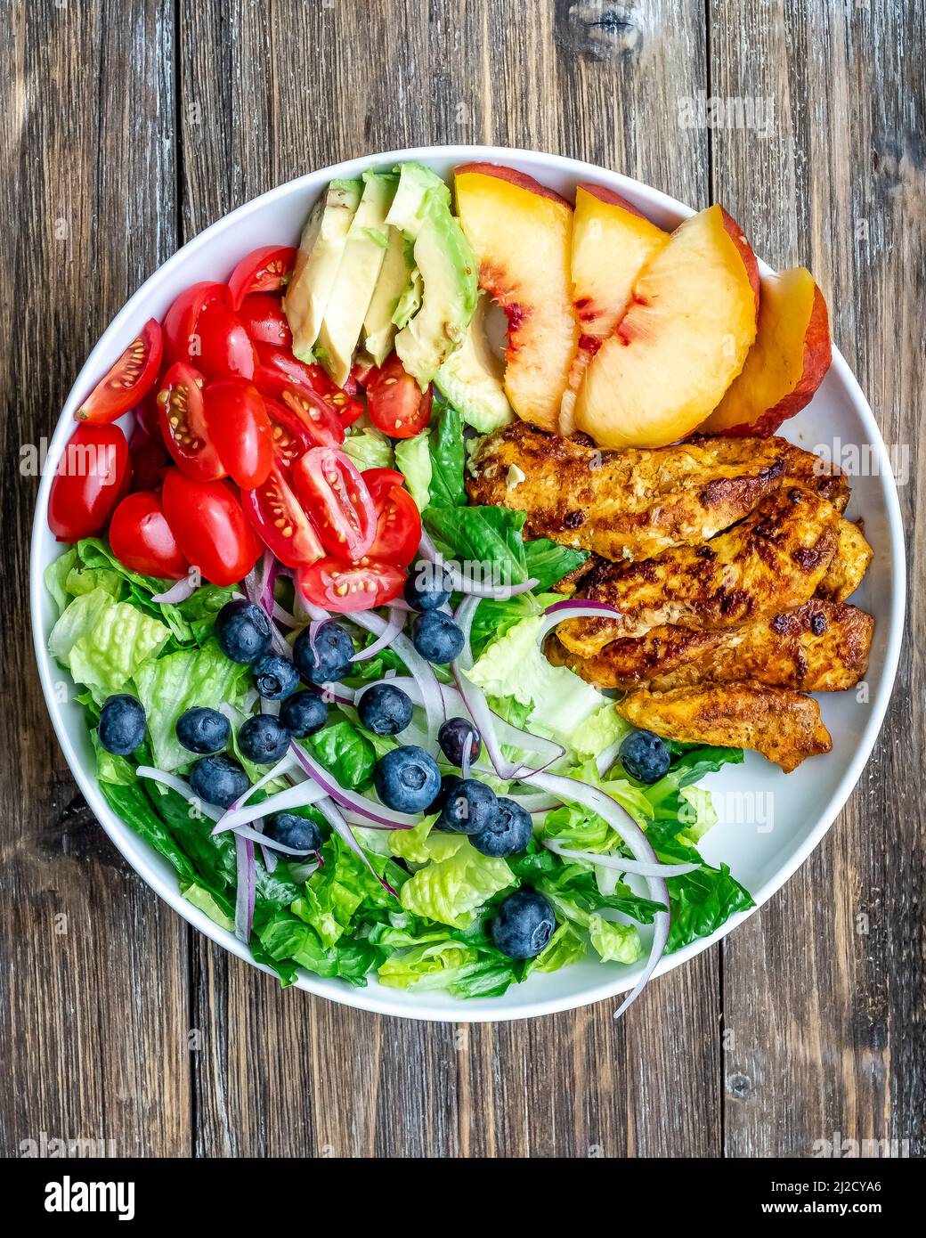 Chicken salad with peppers avocado hi-res stock photography and images ...