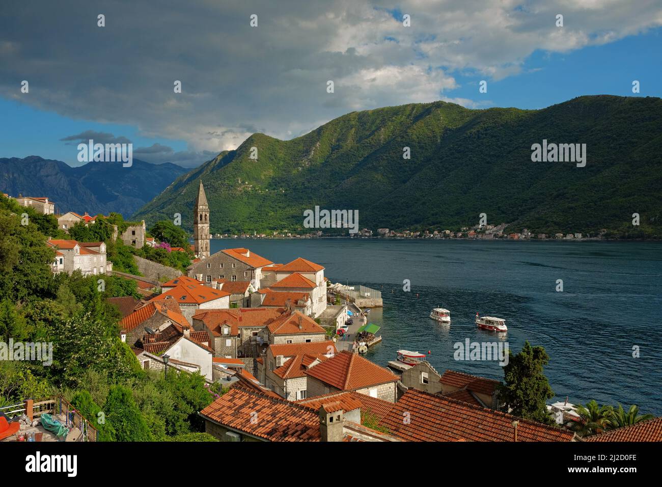 View buildings old town perast hi-res stock photography and images - Alamy