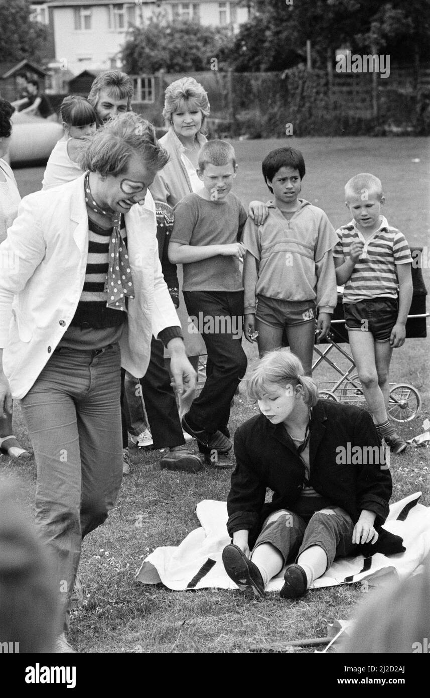 Fete Geoffrey Field Junior School, Exbourne Rd, Reading, West Berkshire ...