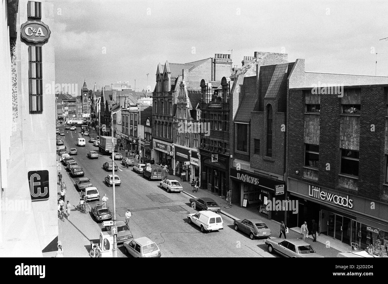 A view of Friar Street, Reading. 29th July 1986 Stock Photo - Alamy