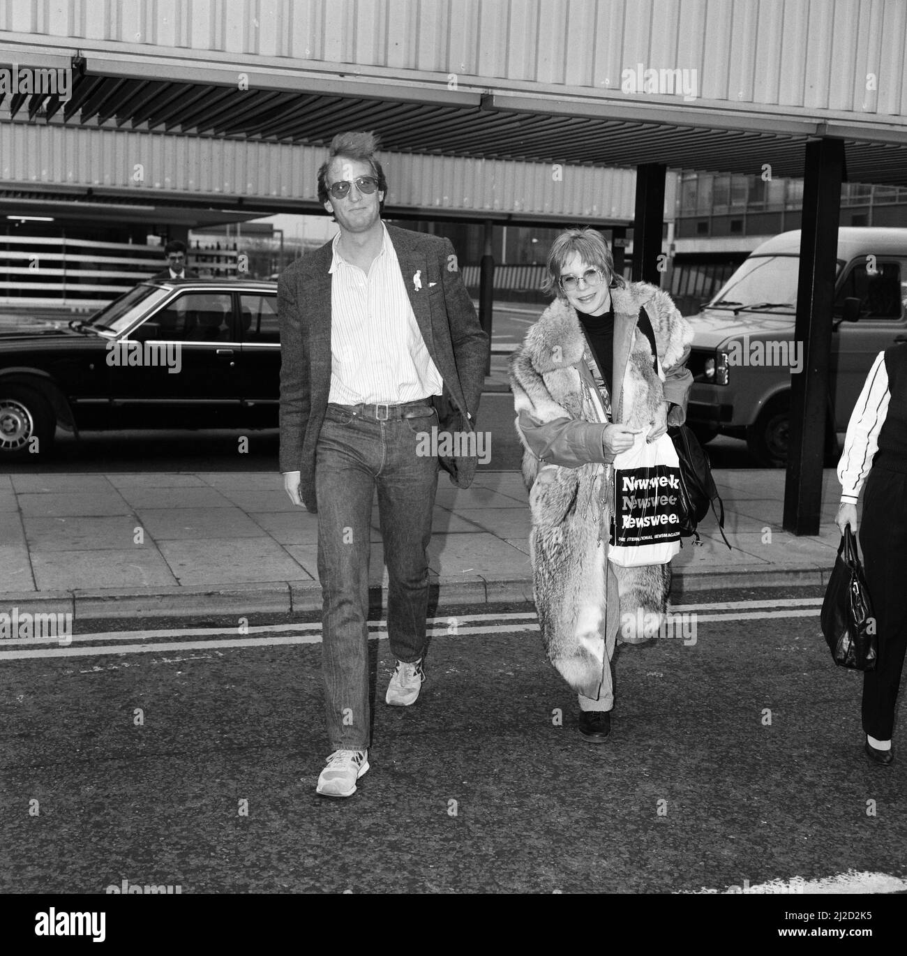 Charles dance 1980s hi-res stock photography and images - Alamy