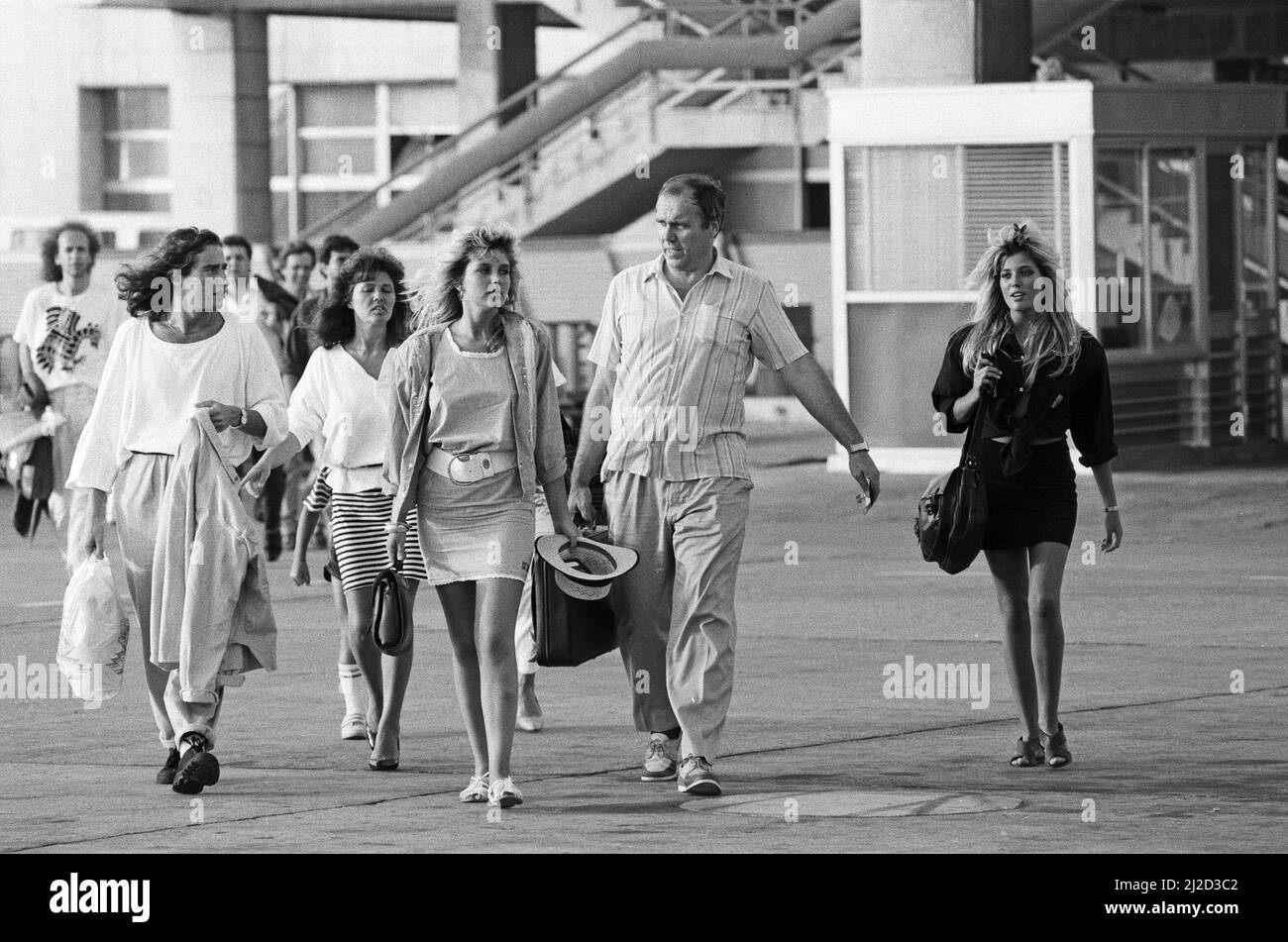 Mandy Smith at Gatwick Airport with her family including mother Patsy ...