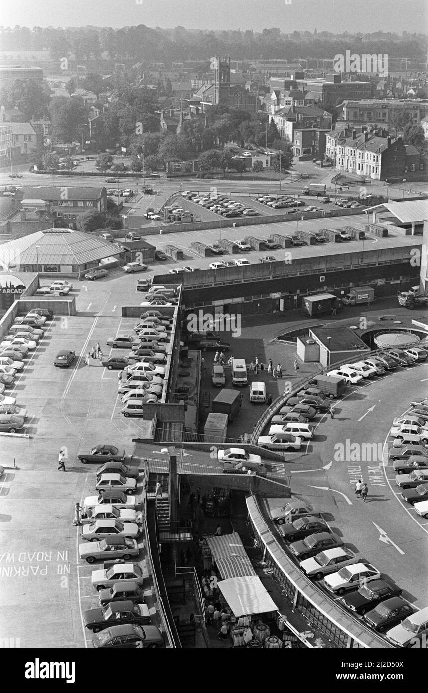 1980s arcade Black and White Stock Photos & Images - Alamy