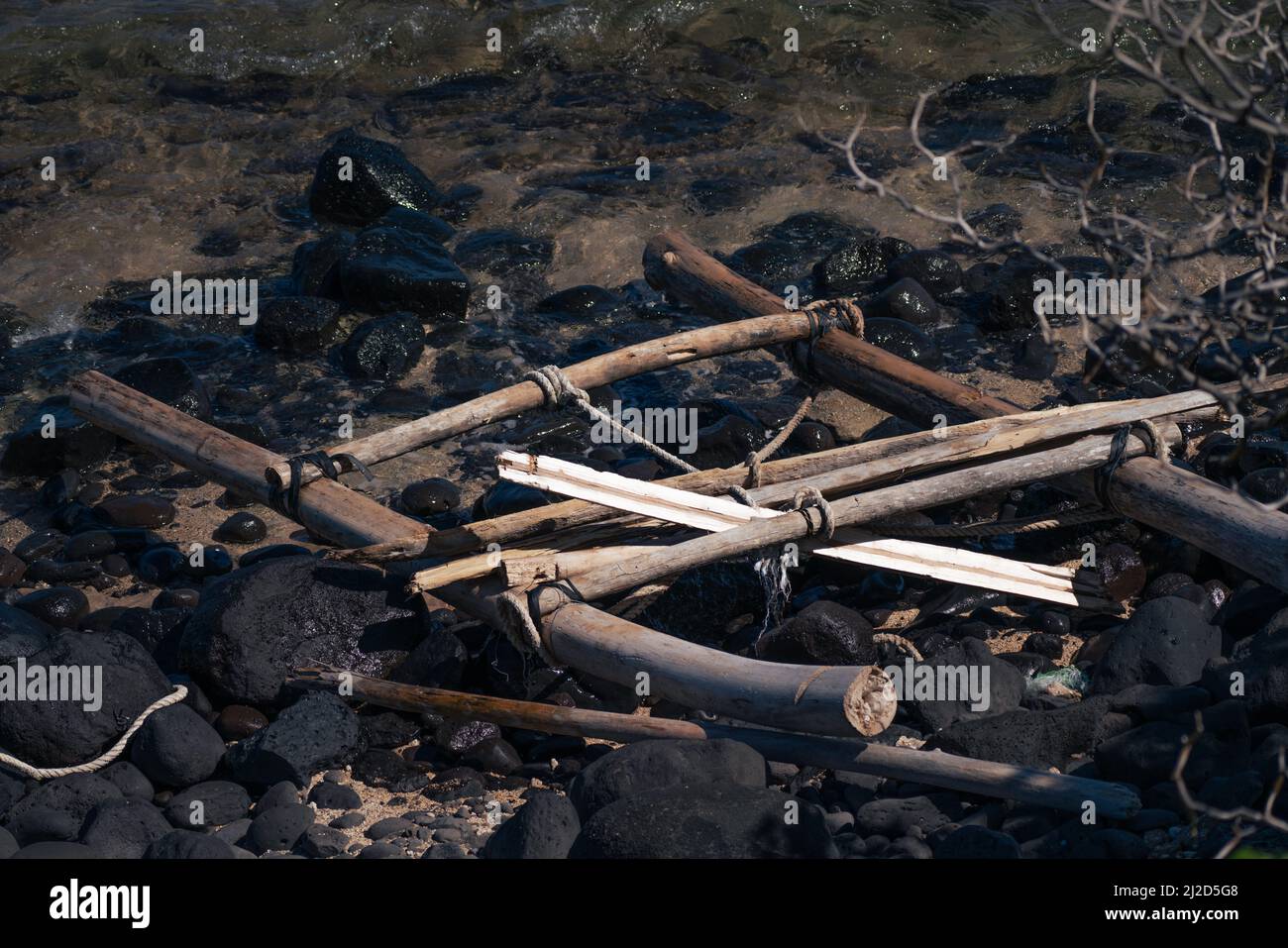 Hand made raft hi-res stock photography and images - Alamy