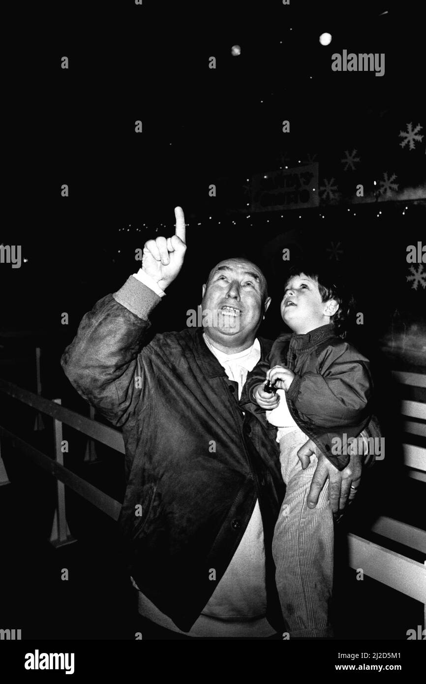 Actor Bill Maynard, sporting a shaven head for his role as Daddy ...