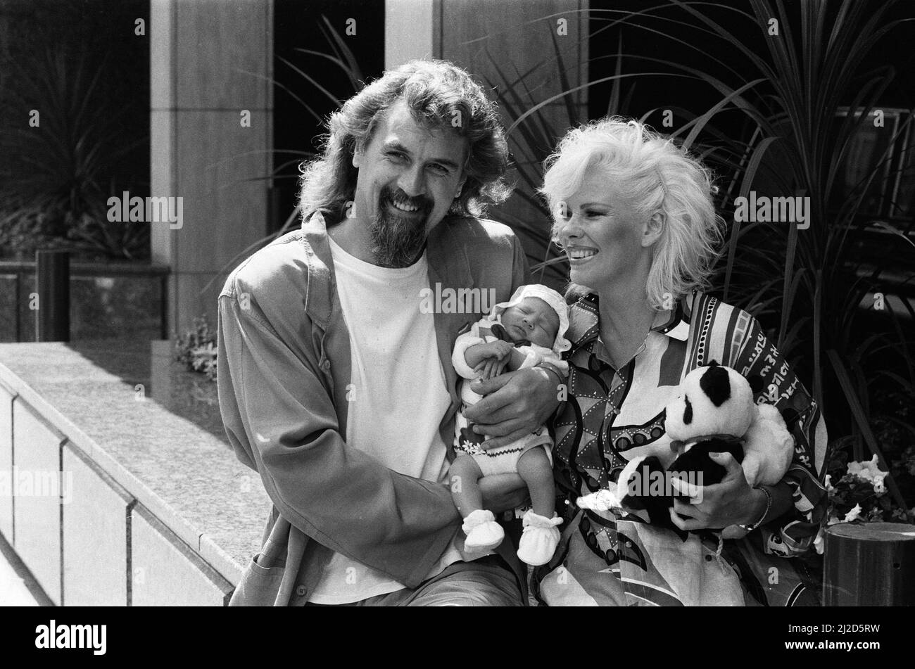 Billy Connolly and Pamela Stephenson with their baby daughter Amy. 11th ...