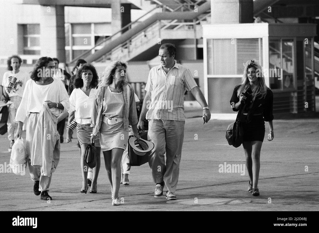 Mandy Smith at Gatwick Airport with her family including mother Patsy ...