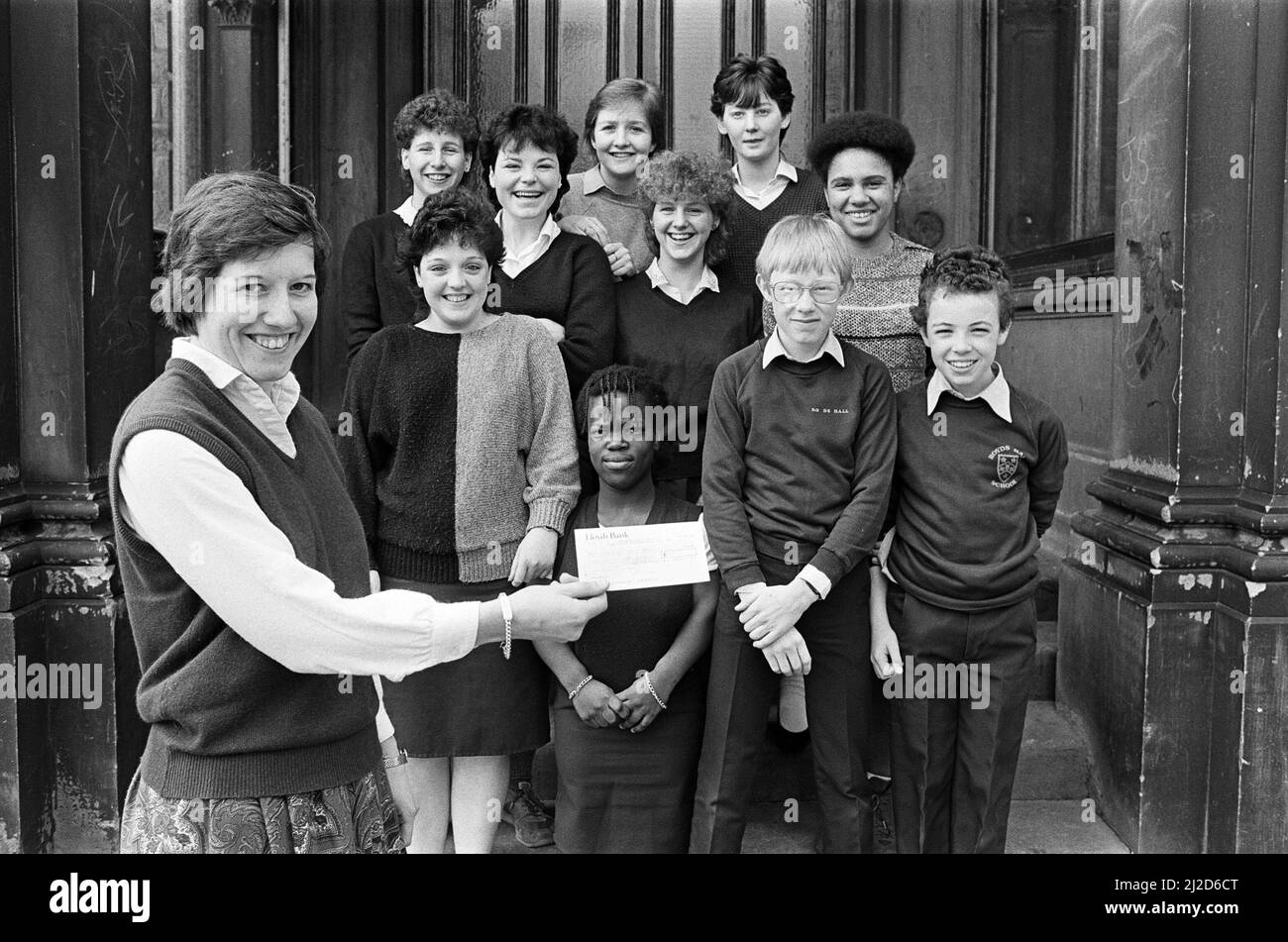 1980s high school class with teacher hi-res stock photography and ...