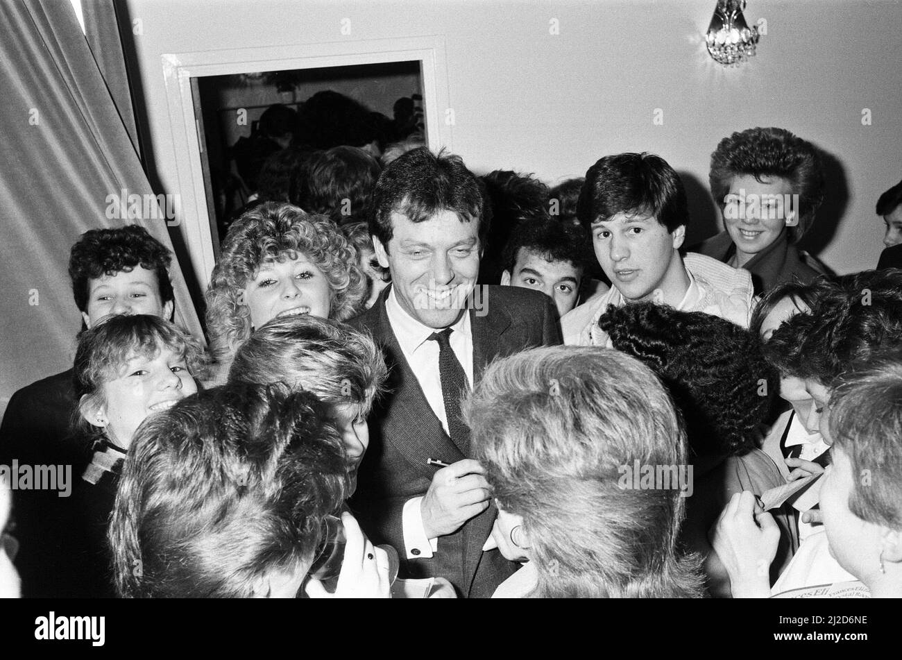 Actor leslie grantham Black and White Stock Photos & Images - Alamy