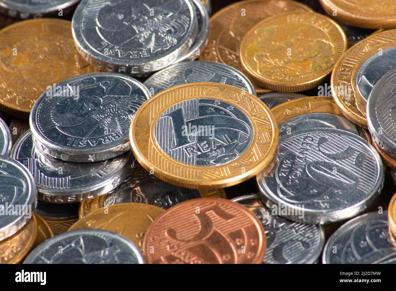 Brazilian coins hi-res stock photography and images - Alamy