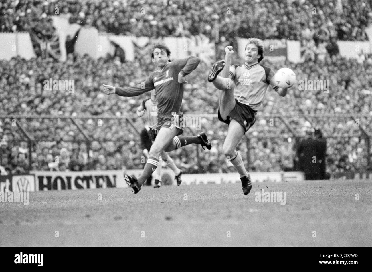 Fa cup final 1986 dalglish hi-res stock photography and images - Alamy