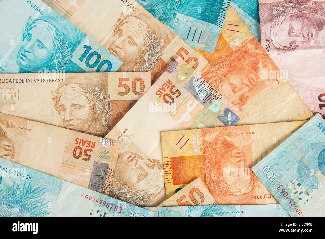 Real banknotes hi-res stock photography and images - Alamy