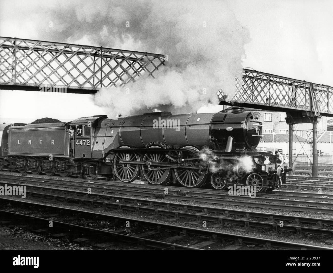 Flying Scotsman approaching Derby Station 15th December 1985 Stock ...