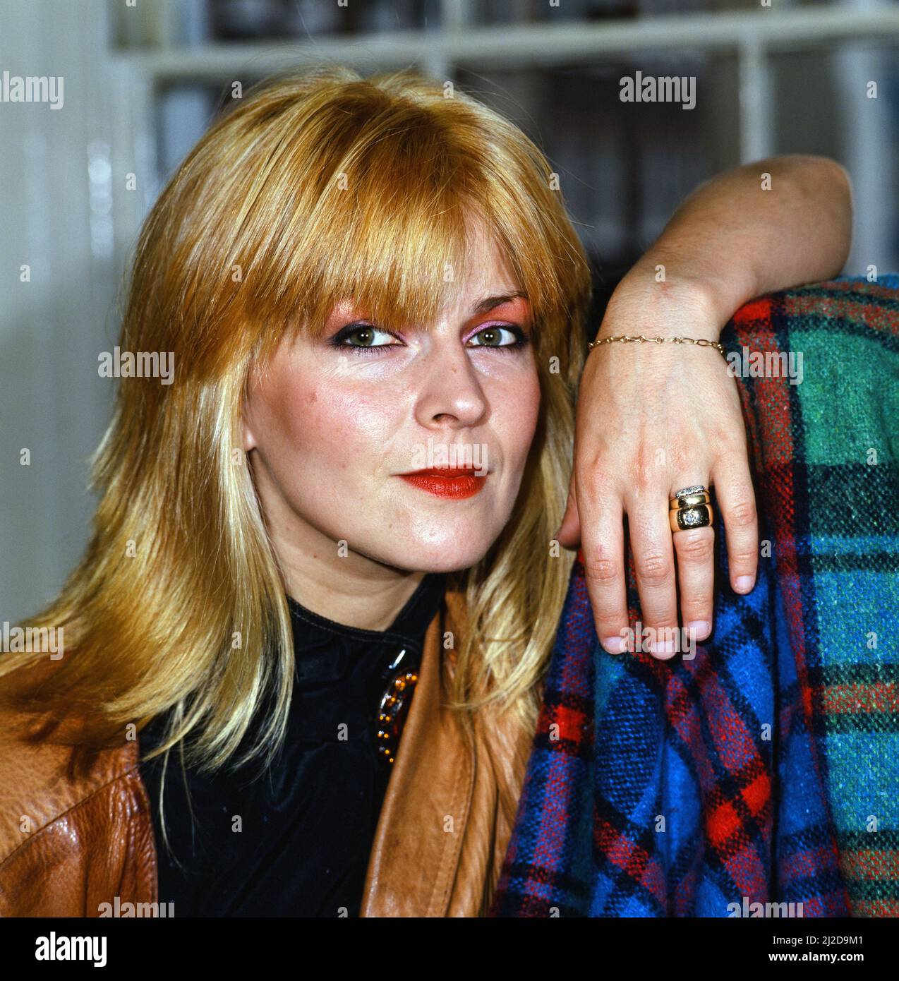 Singer and actress Toyah Willcox. October 1986 Stock Photo - Alamy