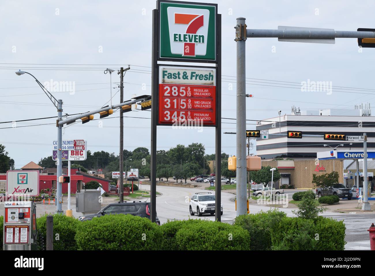7-11 Gas Station price sign in Bedford, TX June 2021 Stock Photo - Alamy