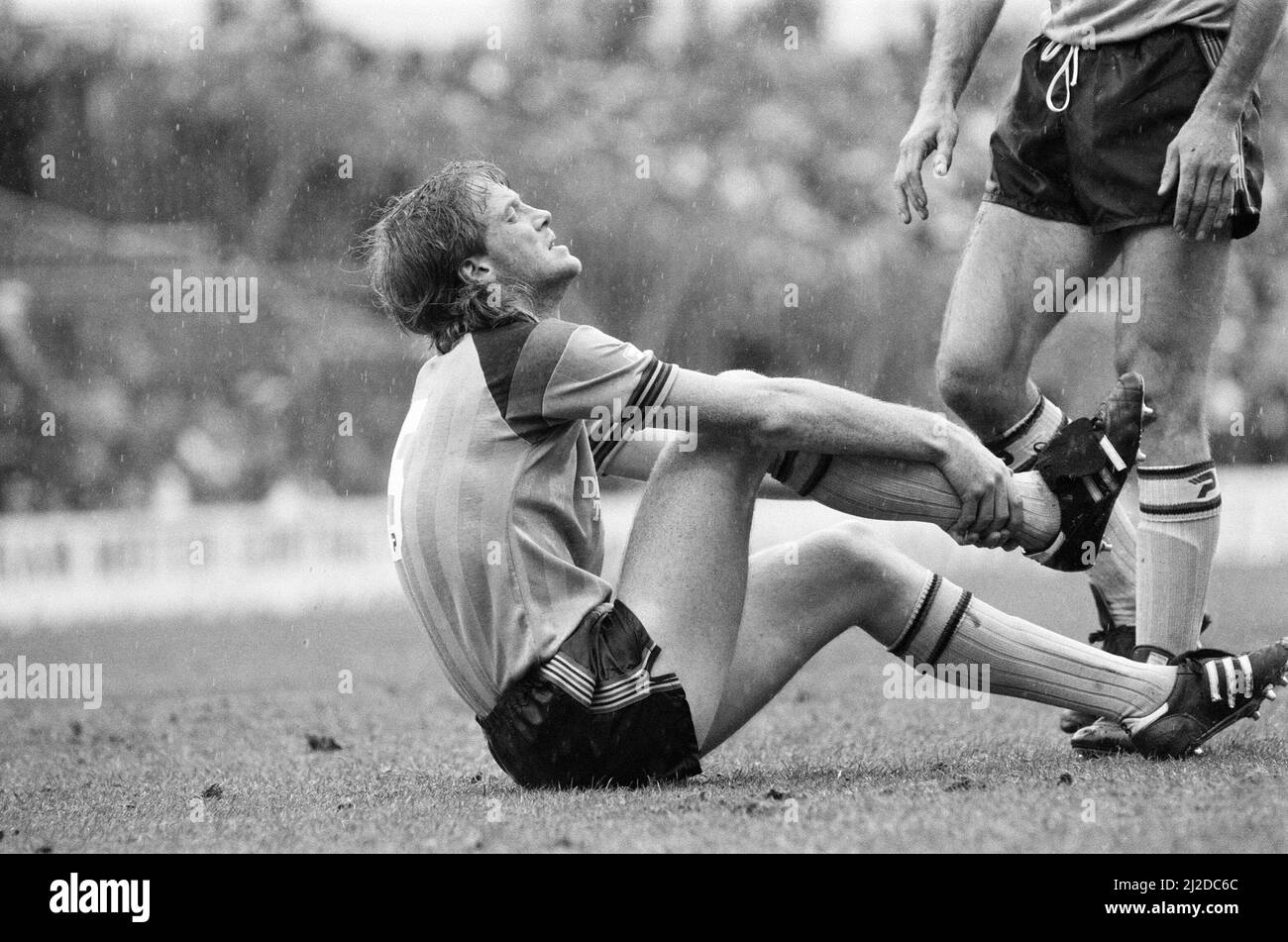 Fa cup final liverpool mark wright hi-res stock photography and images ...