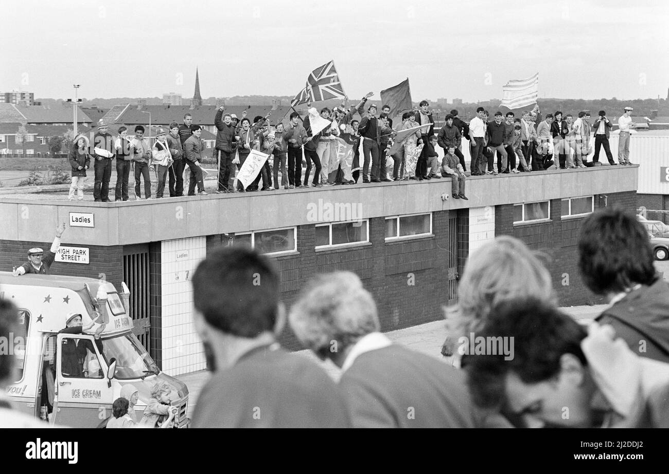 Liverpool FC, Homecoming Victory Parade after winning the FA Cup, and ...