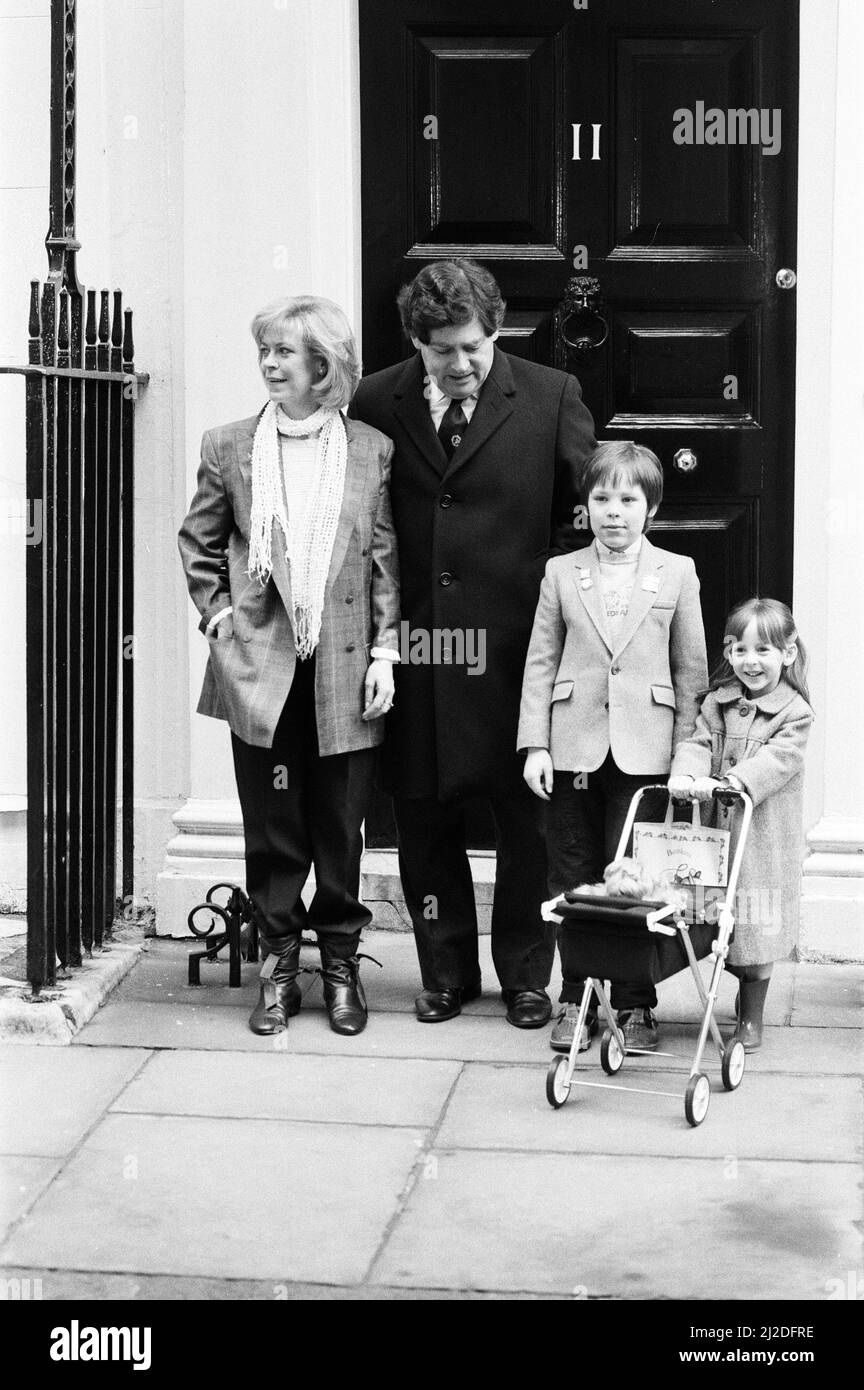 Chancellor nigel lawson wife therese hi-res stock photography and ...