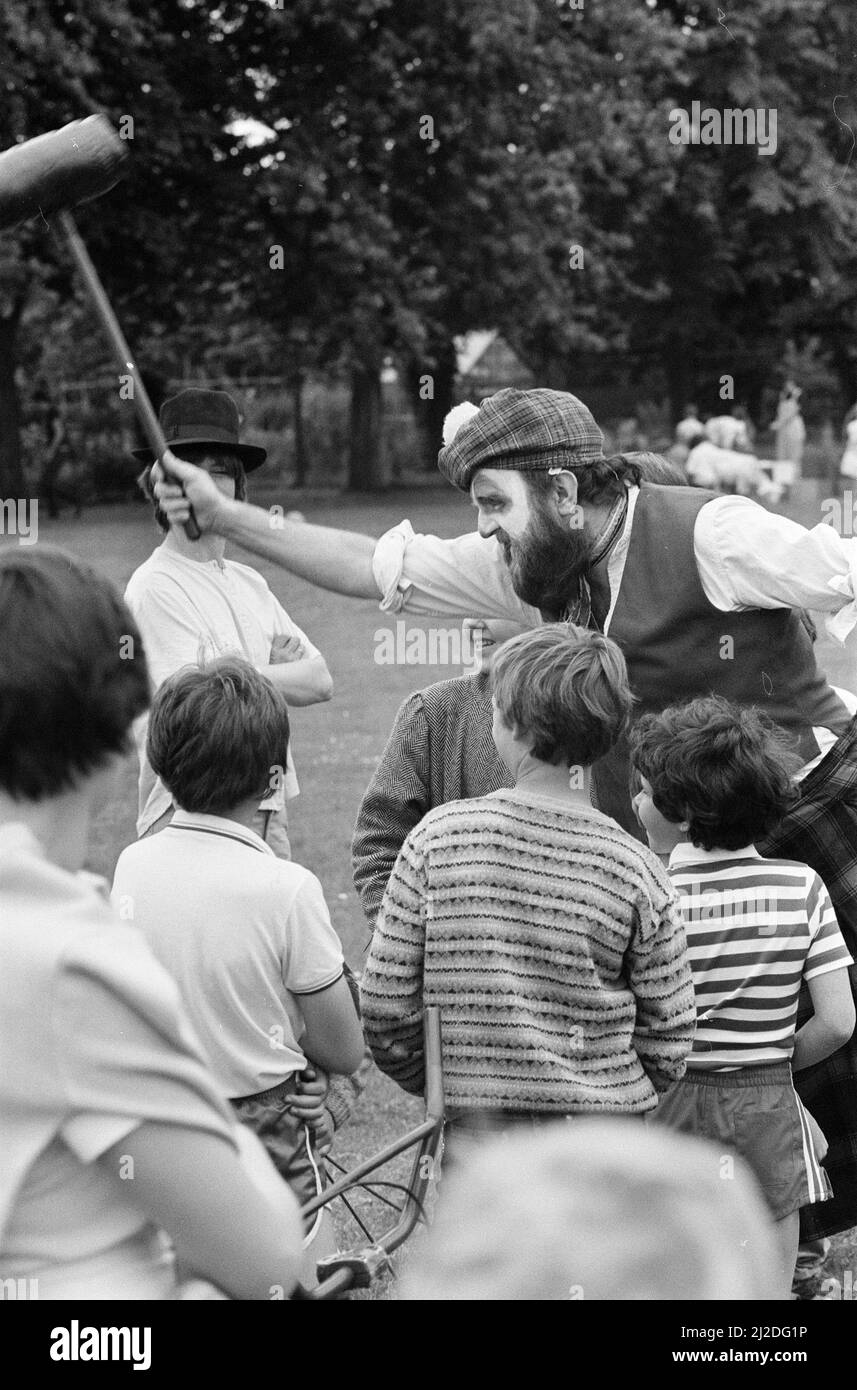 Fete Geoffrey Field Junior School, Exbourne Rd, Reading, West Berkshire ...