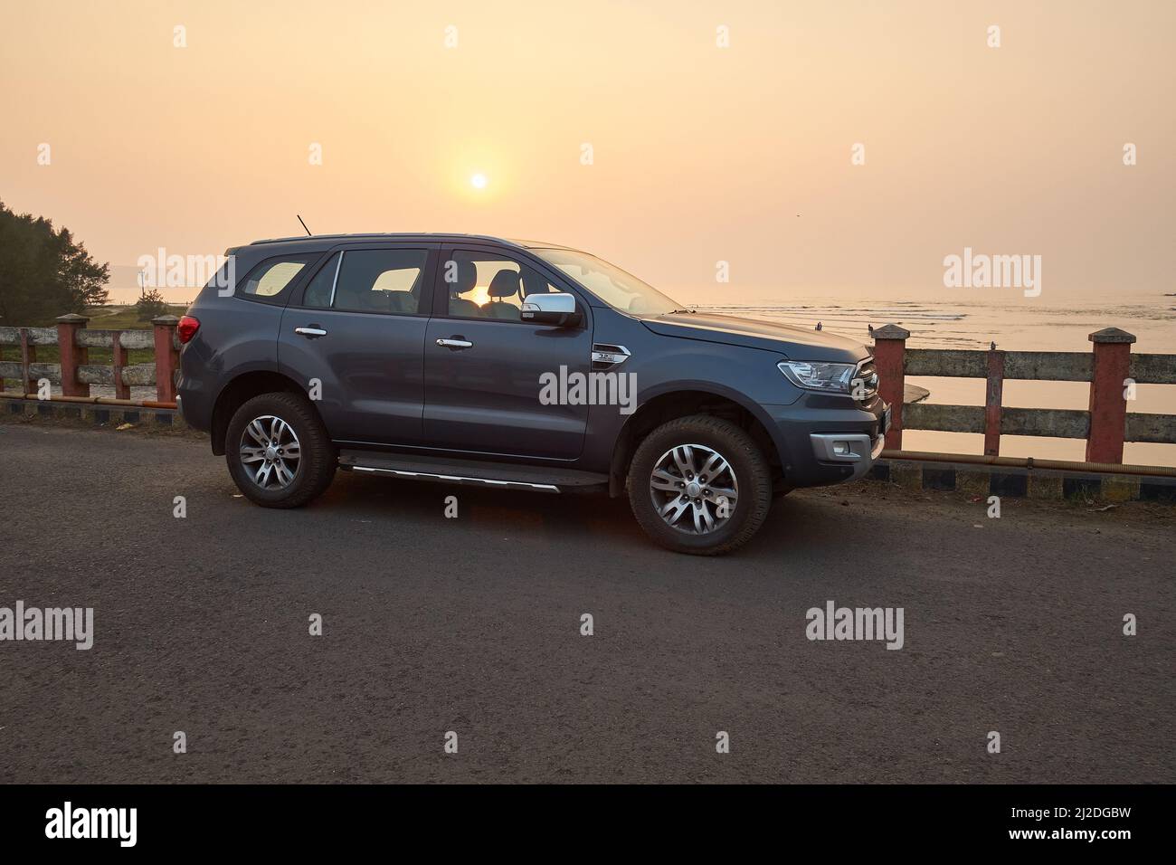 A Ford Endeavour SUV, on the bridge over the Arey Ware Beach in ...