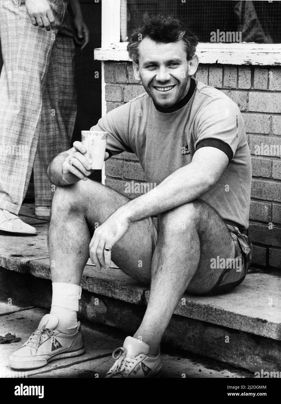 Sport football smiling peter reid Black and White Stock Photos & Images ...