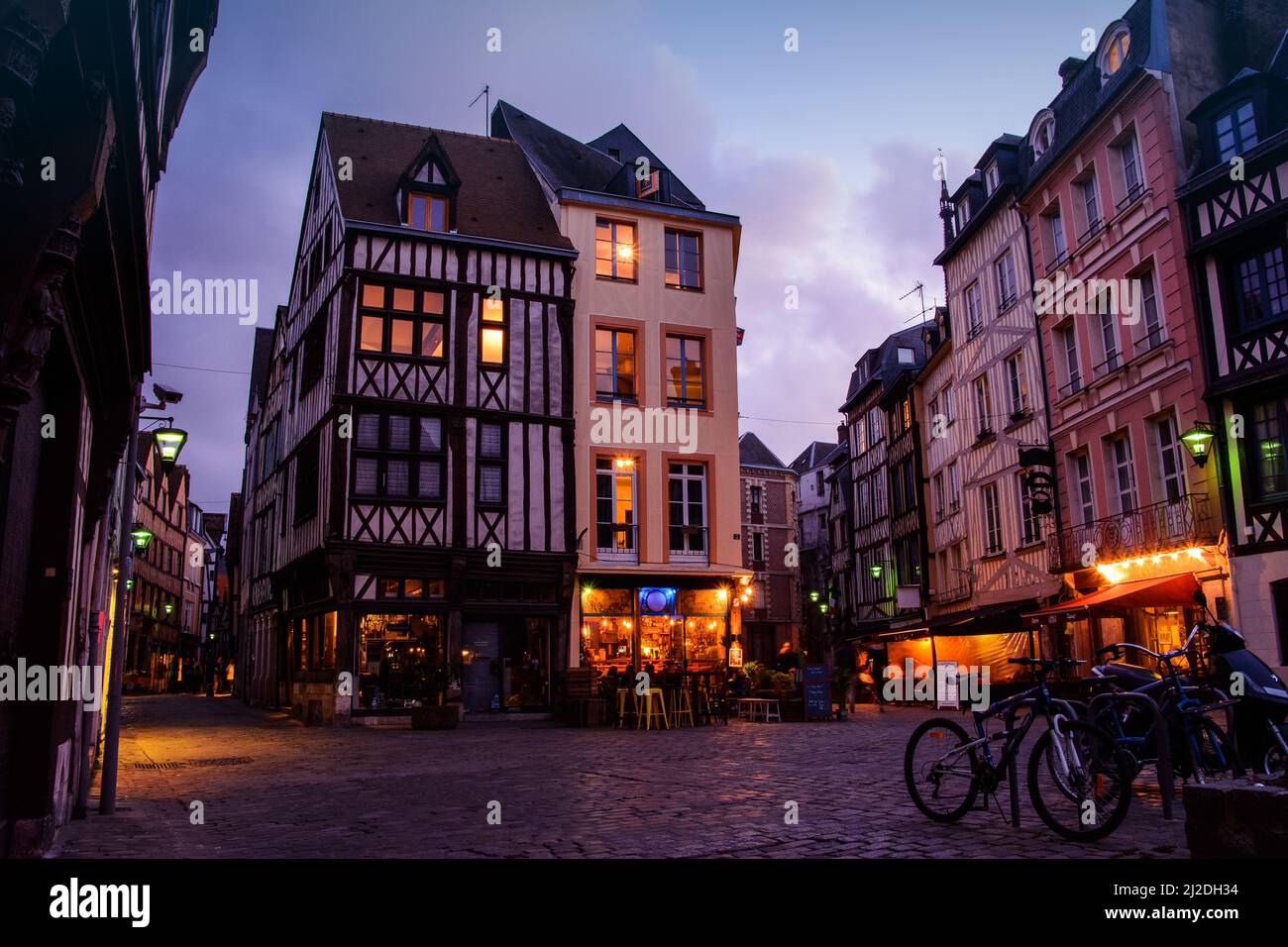 Rouen france town square hi-res stock photography and images - Alamy
