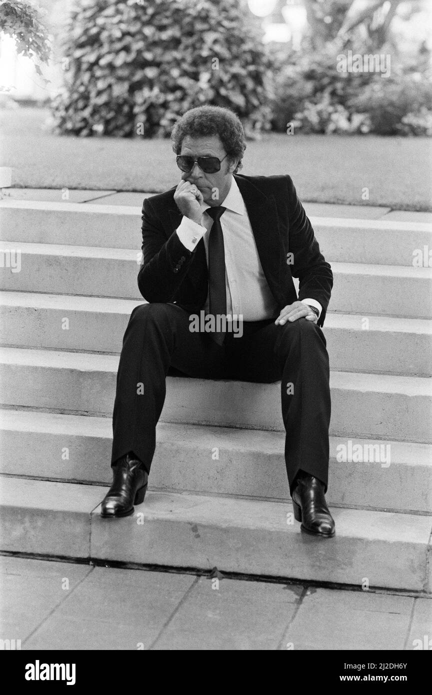 Tom Jones at a press conference at the Inn-on-the-Park, London. He is ...