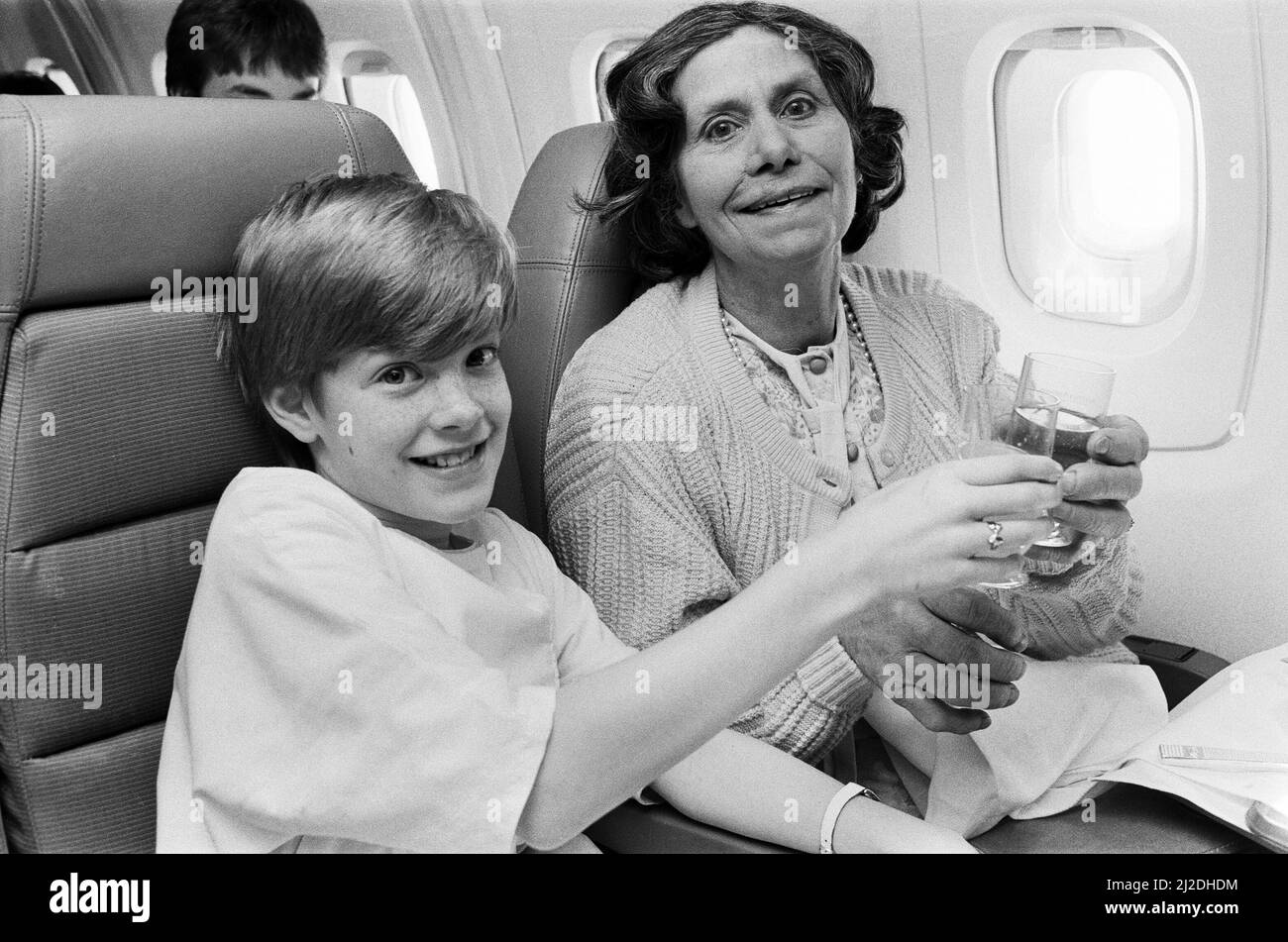 Passengers on a trip on Concorde. 2nd April 1986 Stock Photo - Alamy