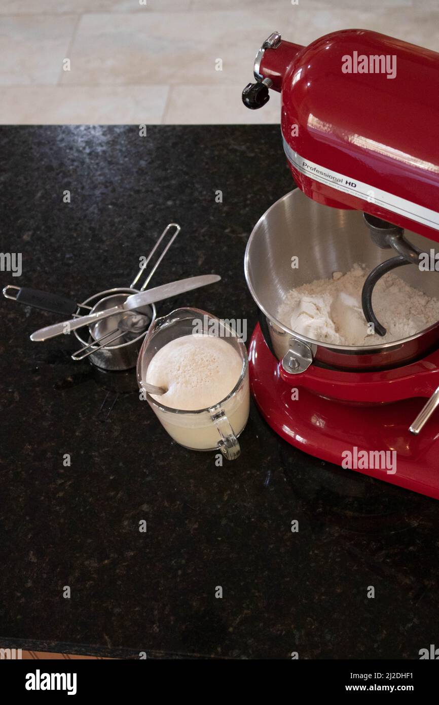 Breadmaking process hi-res stock photography and images - Alamy