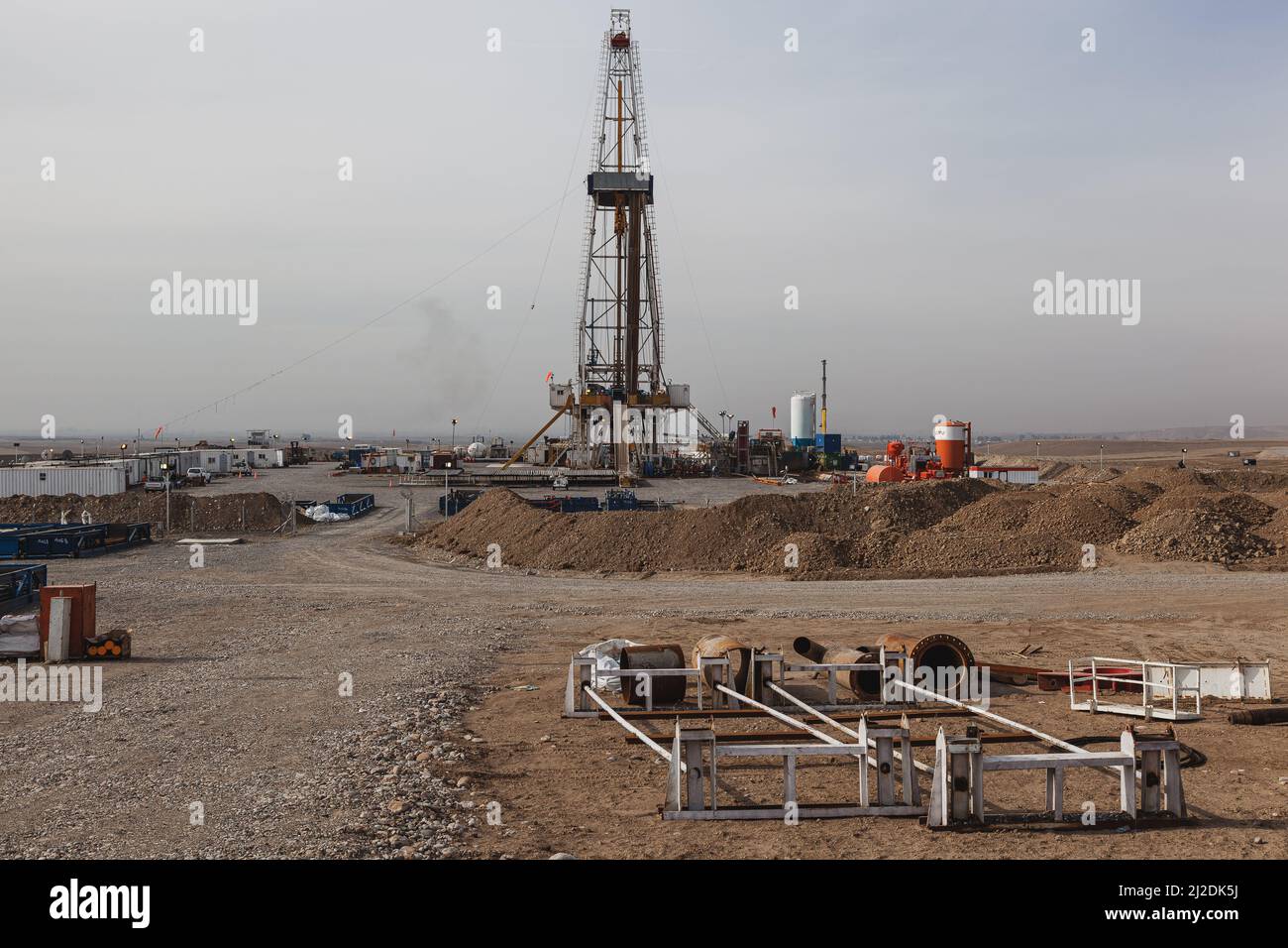 Oil & gas operations, Iraq Stock Photo - Alamy