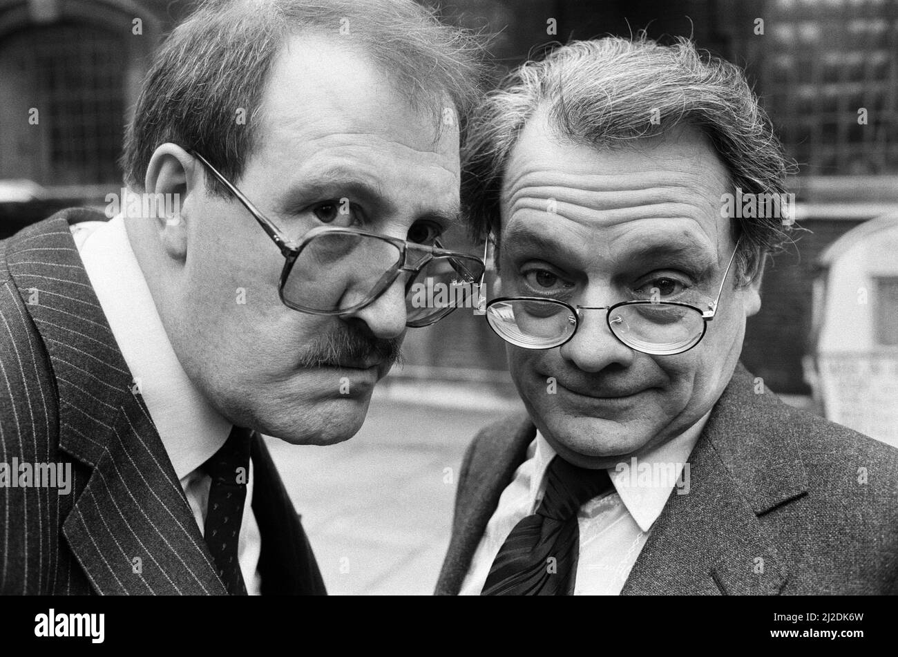 Allo allo 1985 hi-res stock photography and images - Alamy